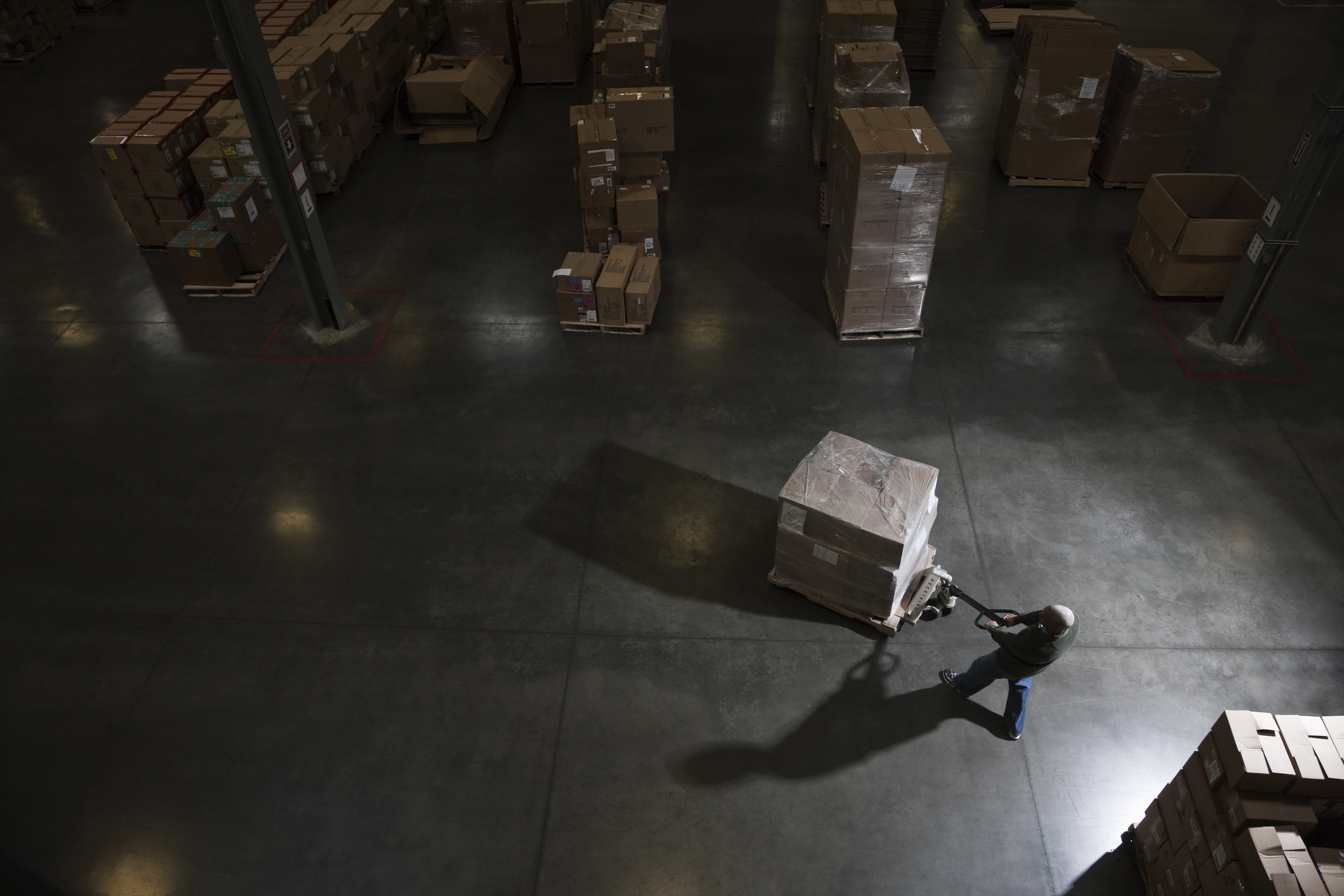 Optimizing Dark Stores: Leveraging Dark Deliveries for Enhanced Efficiency