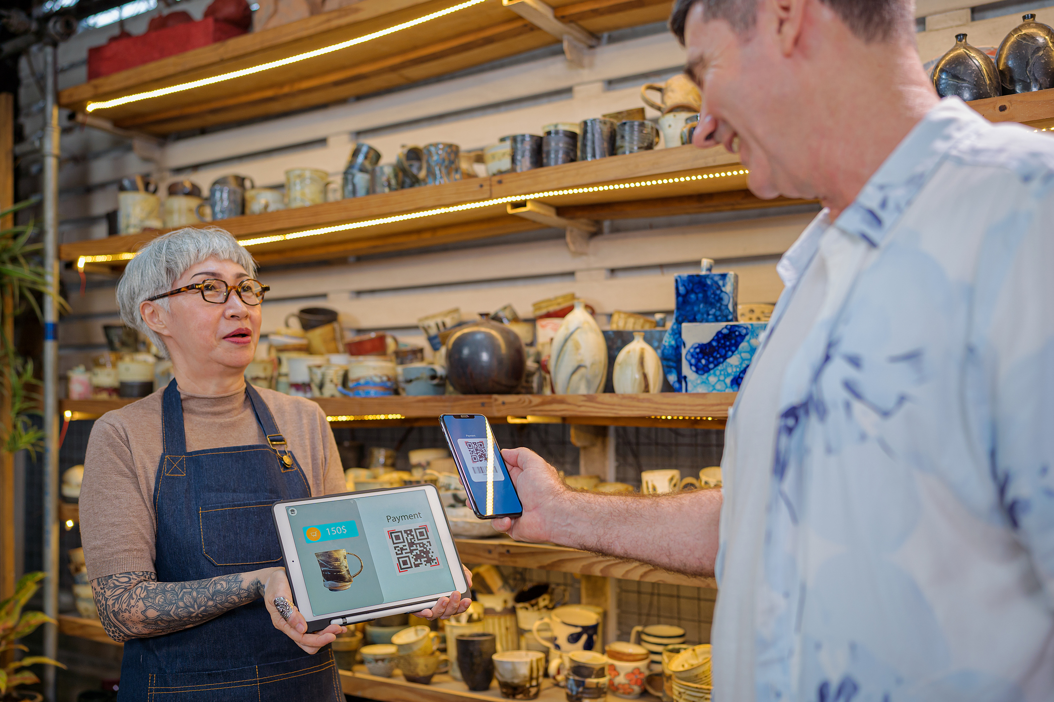 CX Hinges on the POS: 3 Ways to Meet Shopper Needs and Desires